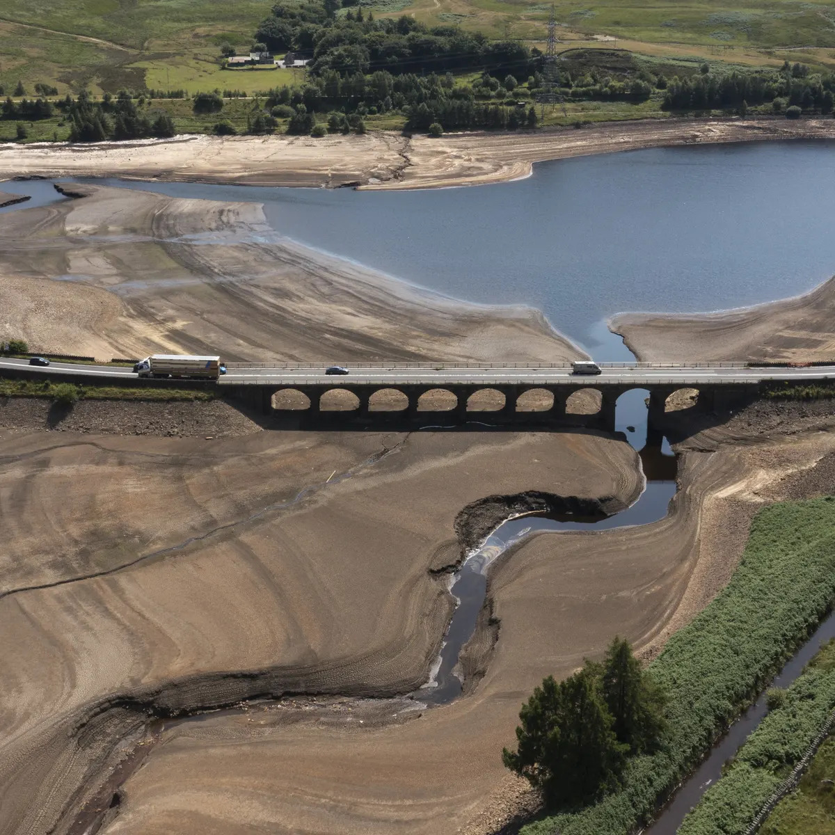 Water Consumption Bans Expose Leaks In UK Utilities Water Consumption Bans Expose Leaks In UK Utilities